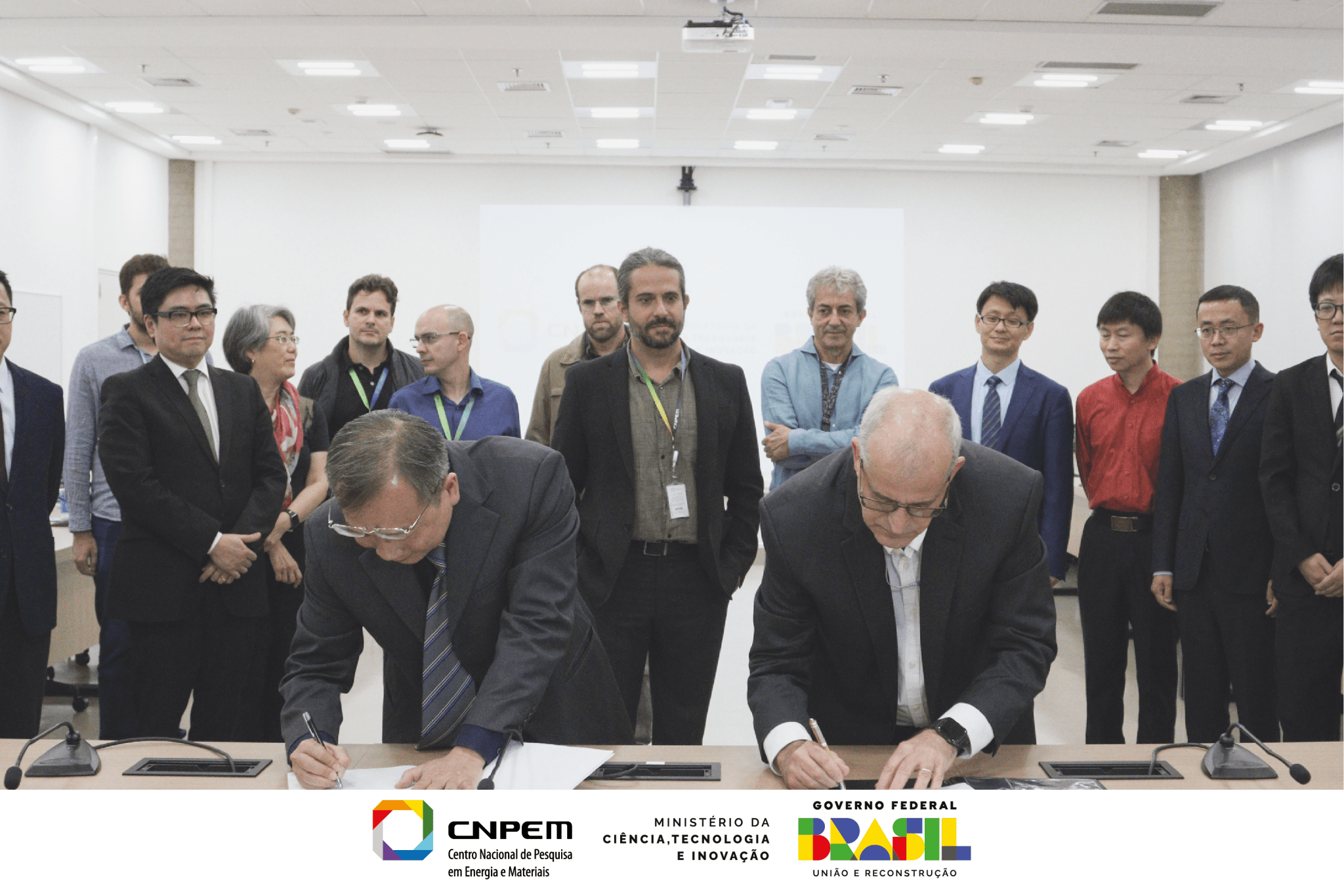 Bilateral partnership between Brazil and China: CNPEM and IHEP sign ...
