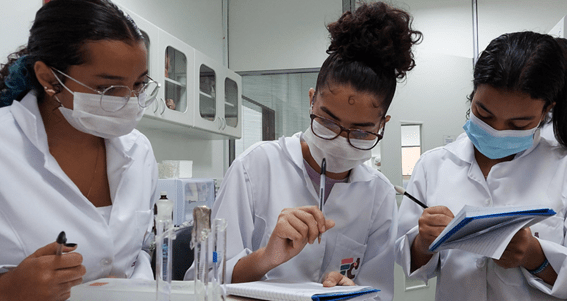 CNPEM brings together teachers and students from Brazil and Latin ...